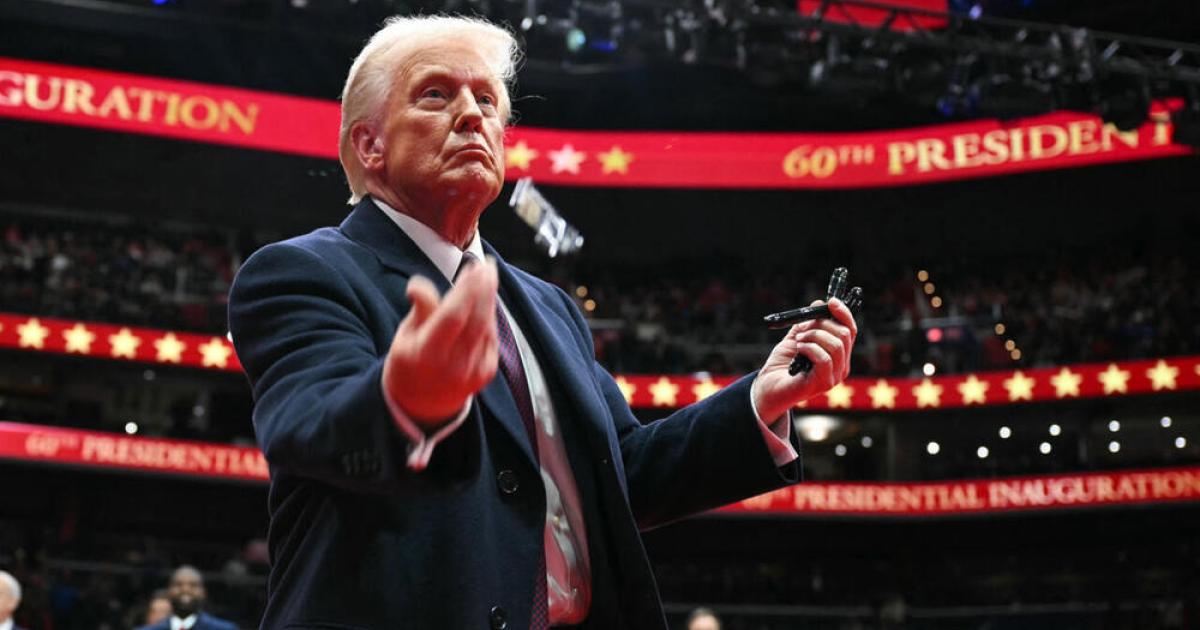 Donald Trump saca a Estados Unidos de la OMS