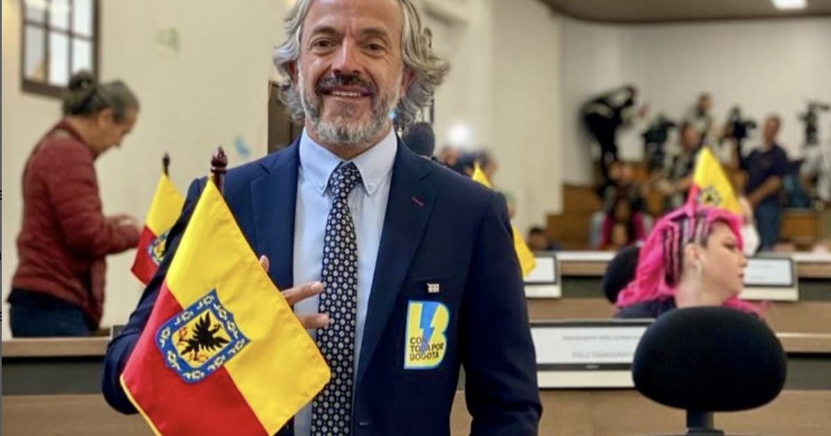 Juan Daniel Oviedo anuncia su candidatura presidencial para 2026