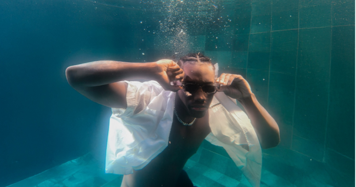 OPPO realiza el primer photoshoot de moda bajo el agua en Colombia con ...