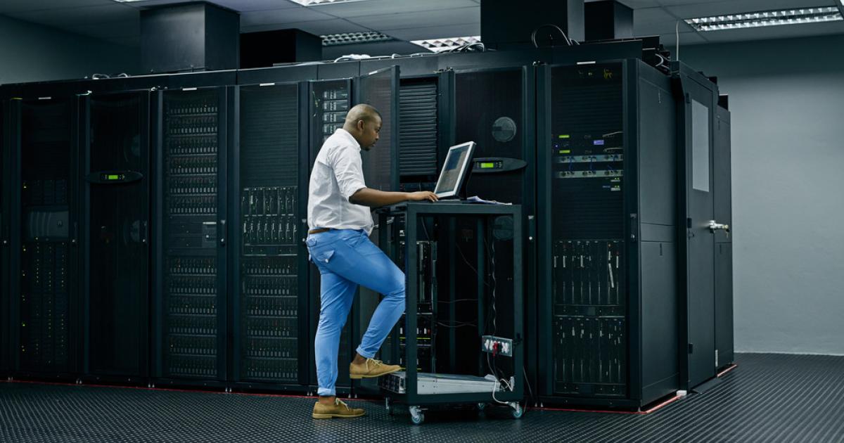 ¿Cómo funcionan los centros de datos? - Revista C-Level